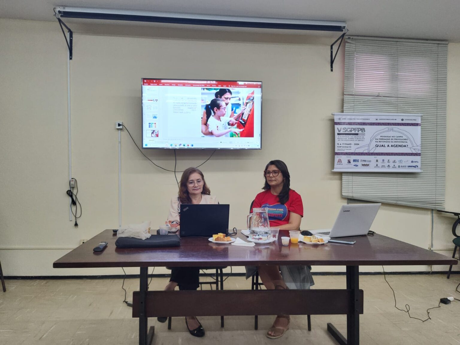 Ocorreu hoje, 20 de março de 2024, o Café com Pesquisa com a Mesa ...